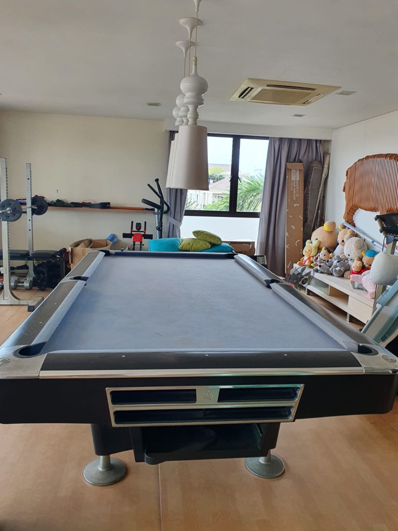 9FT Pool Table, Sports Equipment, Sports & Games, Billiards & Bowling ...
