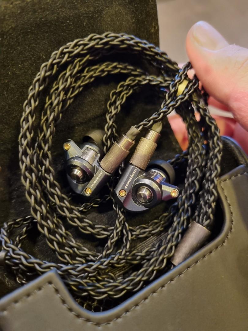 Acoustune HS1300SS 1DD Myrinx Driver, Audio, Earphones on Carousell