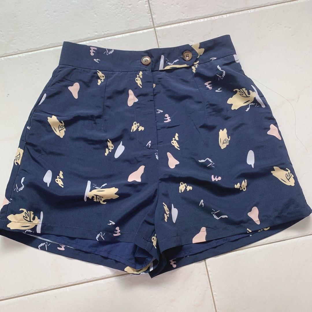 ACW Color palette shorts in navy, Women's Fashion, Bottoms, Shorts on ...