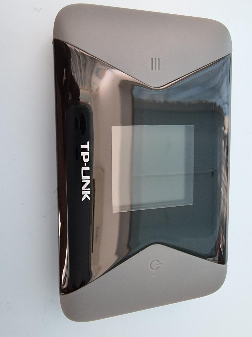 Aztech DSL8900GR(AC) Dualband Business Enterprise Wireless router ...