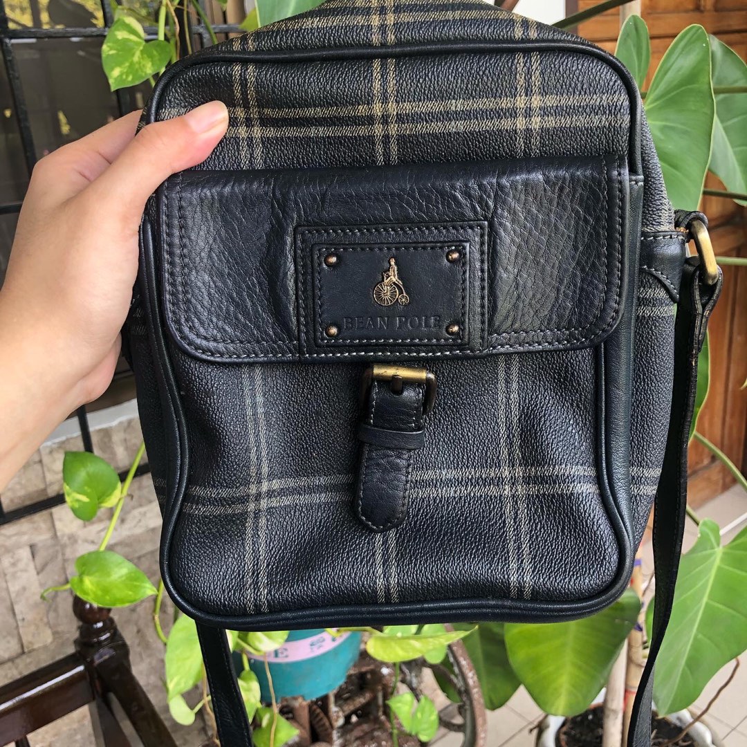 Beanpole sling bag, Women's Fashion, Bags & Wallets, Cross-body Bags on ...