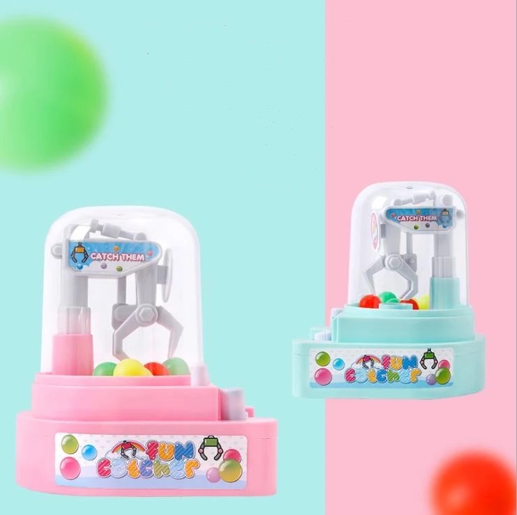 Candy Claw Machine, Hobbies & Toys, Toys & Games on Carousell