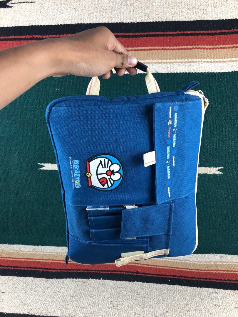 Case Laptop Doraemon, Fesyen Pria, Tas & Dompet , Tas Kantor di Carousell