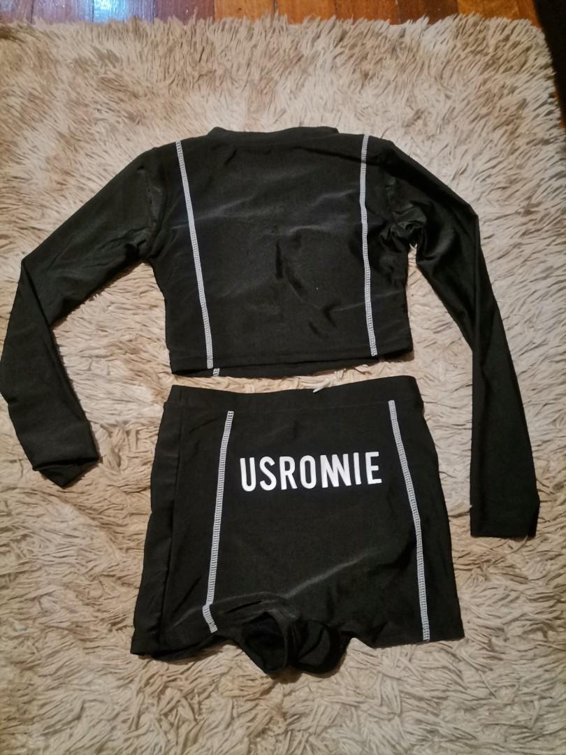 Crop top rash guard, Women's Fashion, Swimwear, Rash guard on Carousell
