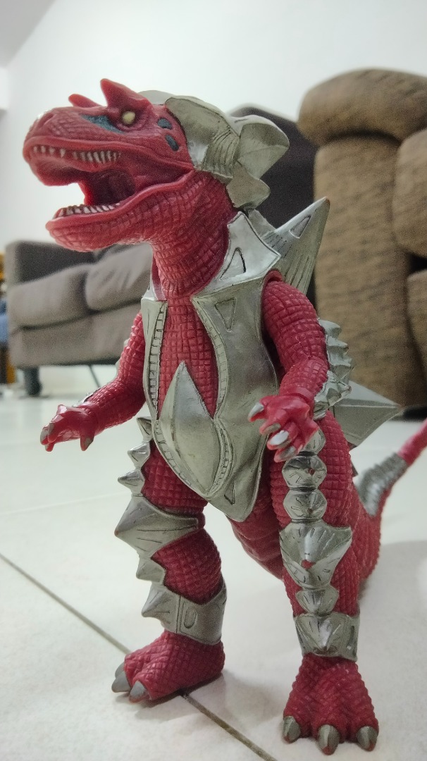 Demagorg 6.5" Kaiju Ultraman, Hobbies & Toys, Toys & Games on Carousell
