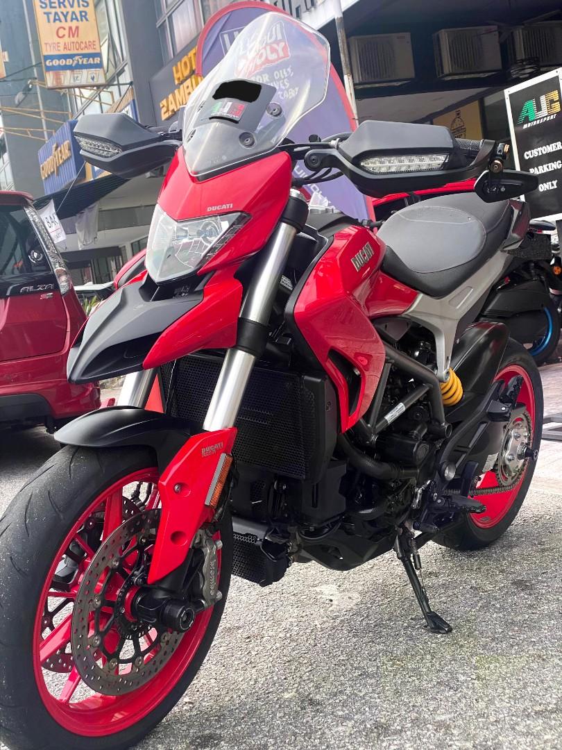 DUCATI HYPERSTRADA 939, Motorbikes on Carousell