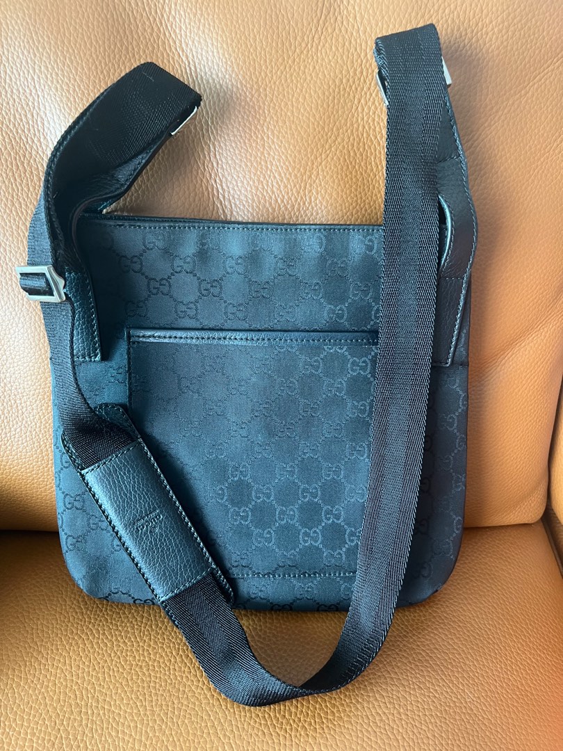 Gucci cross body bag, Women's Fashion, Bags & Wallets, Cross-body Bags ...
