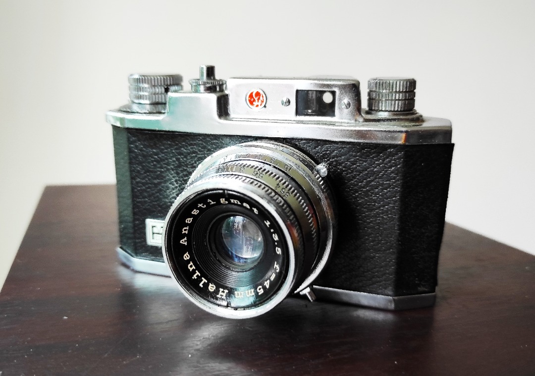 Halina Sunscope 35X Vintage Camera, Photography, Cameras on Carousell