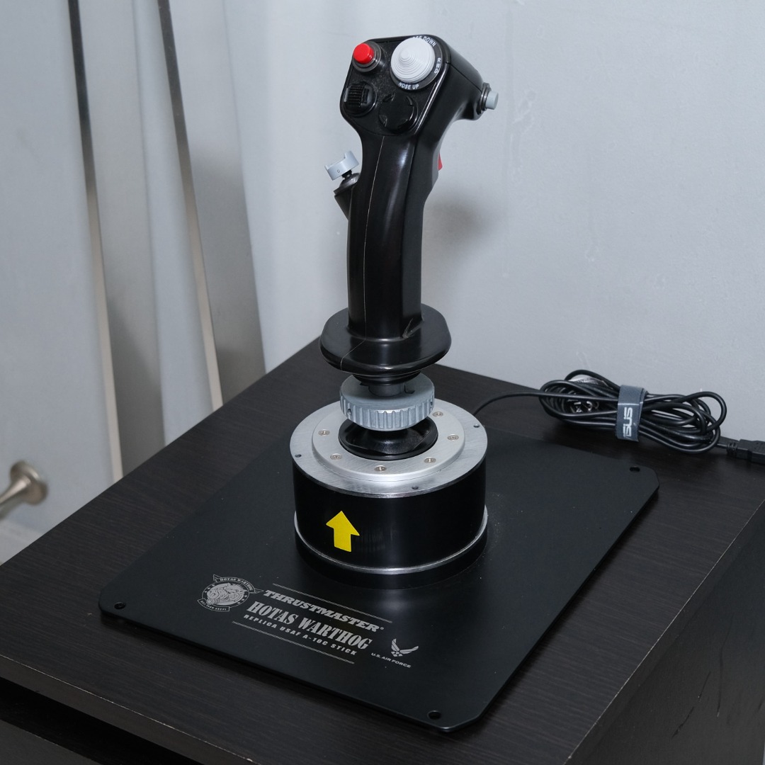 Thrustmaster HOTAS Warthog Flight Stick Only, Video Gaming, Gaming ...