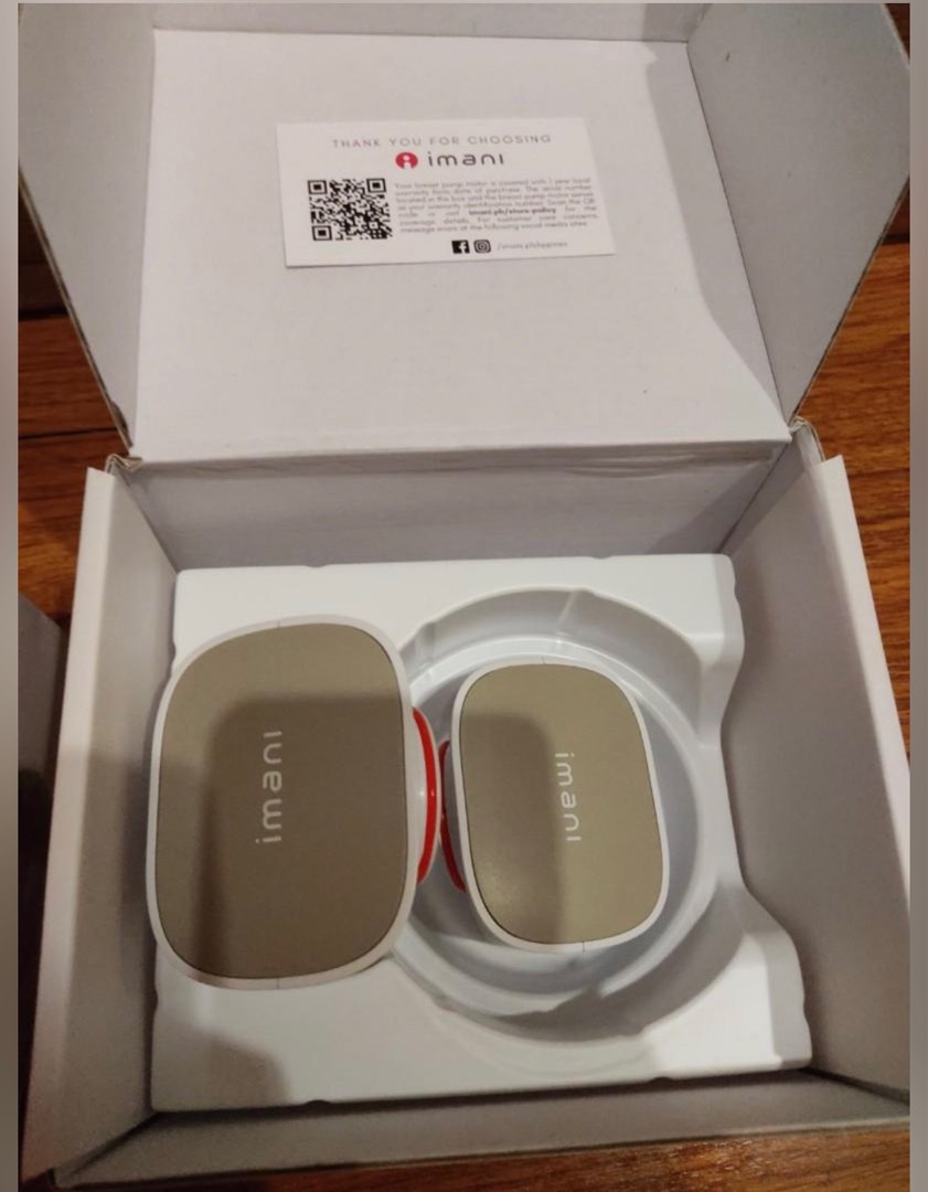 Imani i2 wearable breast pump pair. Like new. With free extra set of ...