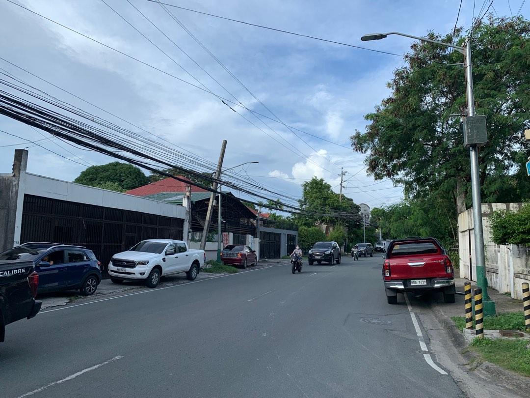 J Elizarde BF HOMES PARANAQUE, Property, For Sale, Commercial on Carousell