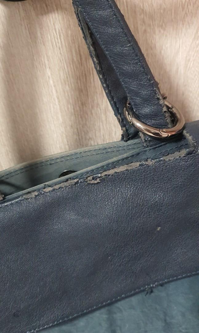 KWANI Bag (korean brand), Women's Fashion, Bags & Wallets, Cross-body ...