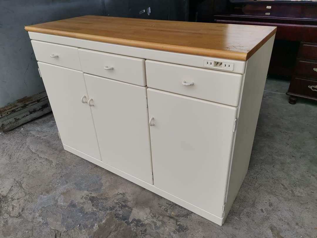 Lateral kitchen buffet counter / cabinet 48L x 19W x 34H inches Solid ...