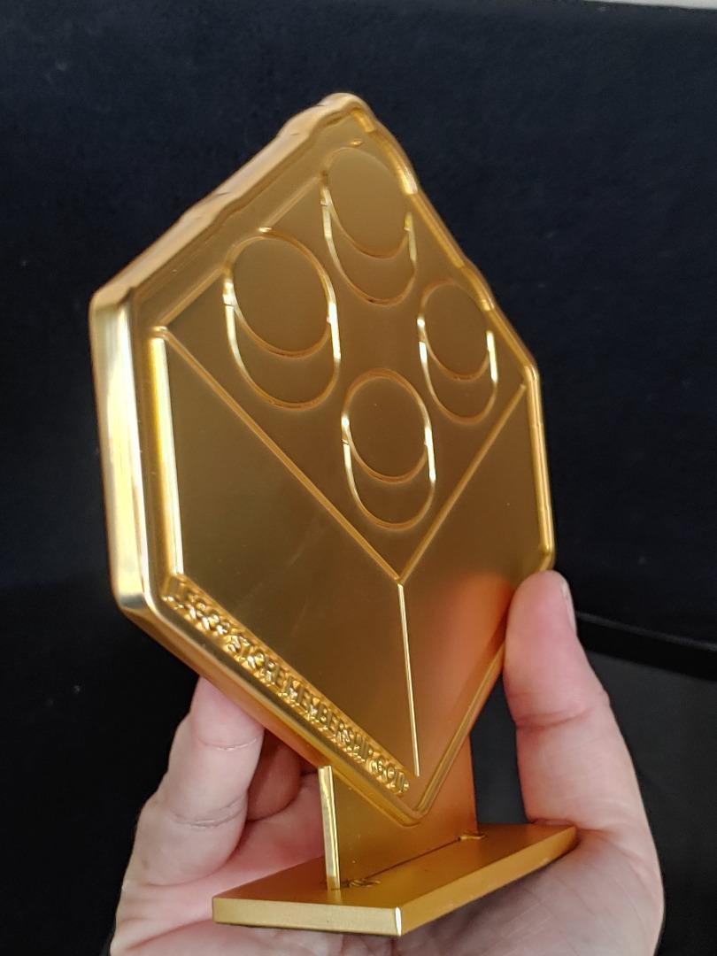 LEGO VIP Award Trophy Lego Store Korea Gold Membership rare, Hobbies ...