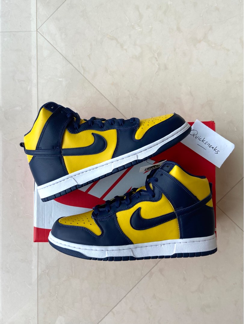 Michigan Dunk High Nike, Men's Fashion, Footwear, Sneakers on Carousell