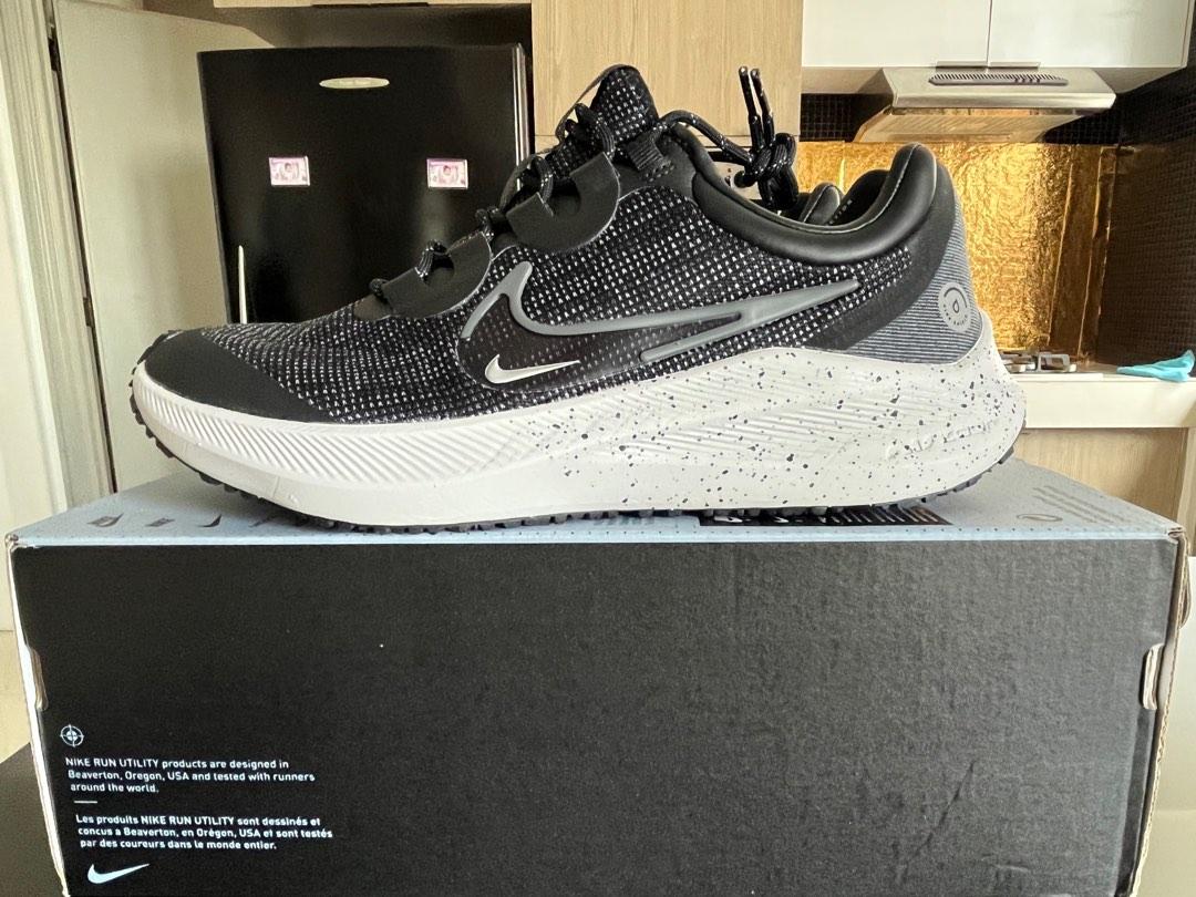 NIKE ZOOM WINFLO 8 SHIELD, Men's Fashion, Footwear, Sneakers on Carousell