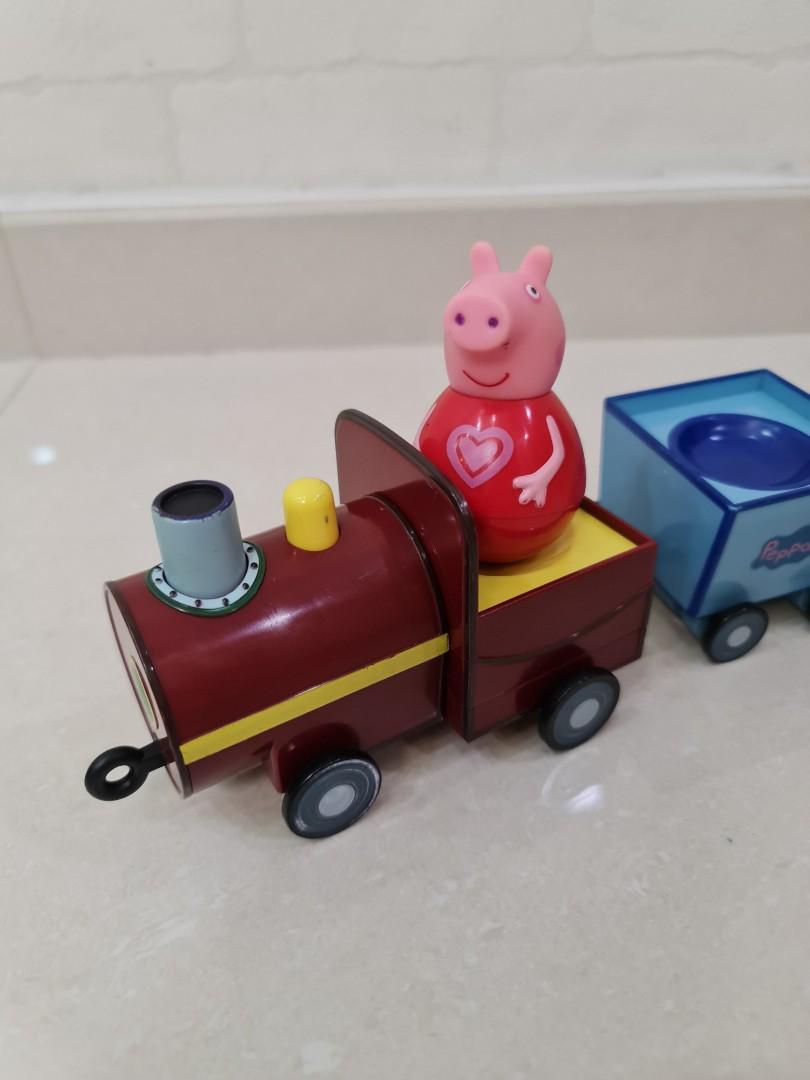 Peppa Pig Train, Hobbies & Toys, Toys & Games on Carousell