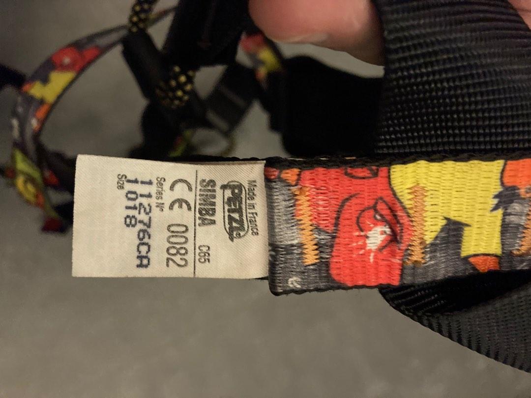 PETZL SIMBA Kids Climbing Harness, Sports Equipment, Hiking & Camping ...