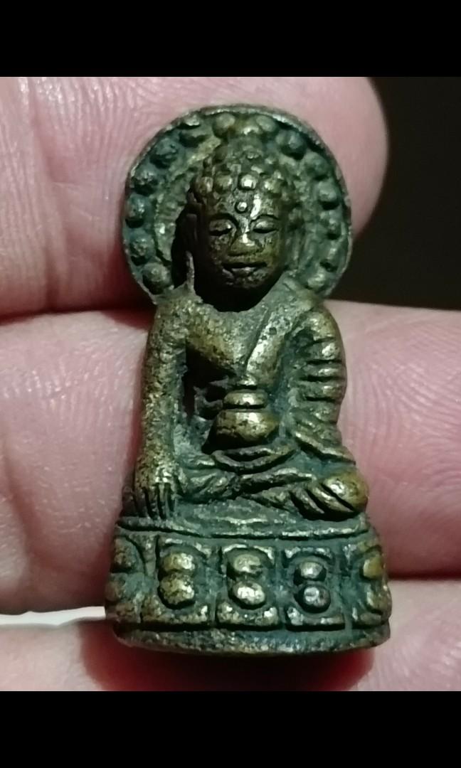 Phra Kring Fah Fah, Luang Por Kuen, Wat Don Yannawa, one of the famous ...