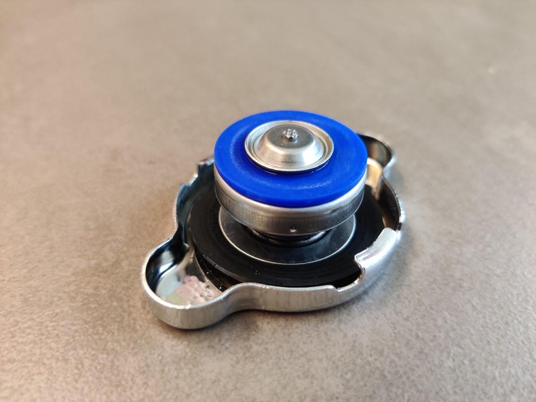 Pivot Racing Radiator Cap (130KPa) suitable for Subarus, Nissans ...