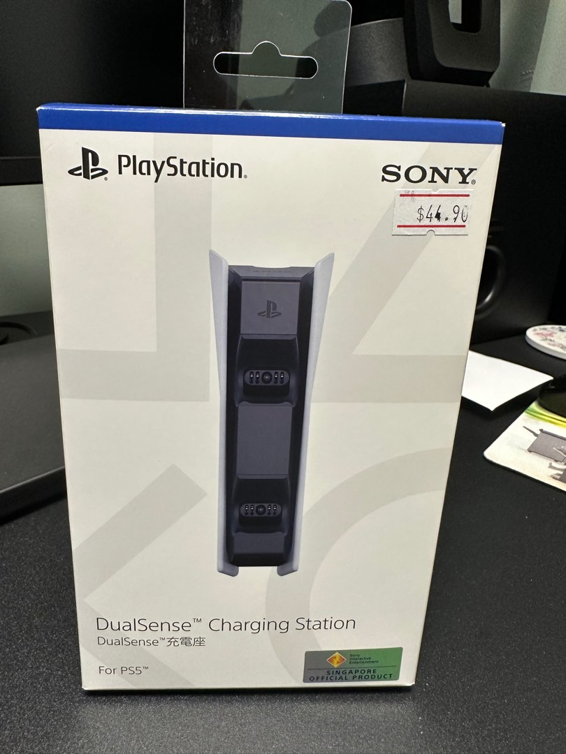 PS5 Dualsense Charging Station, Video Gaming, Gaming Accessories ...