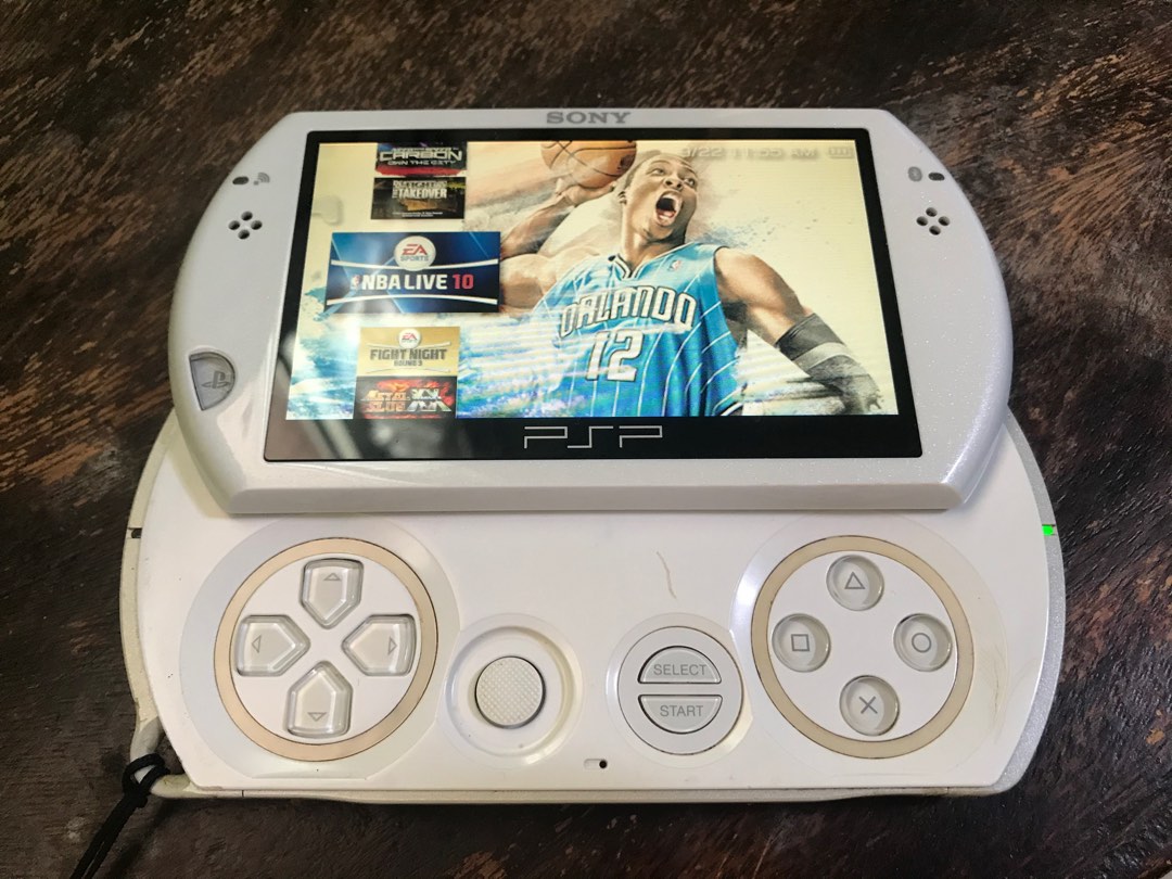 PSP GO 18gb (rush), Video Gaming, Video Game Consoles, PlayStation on Carousell