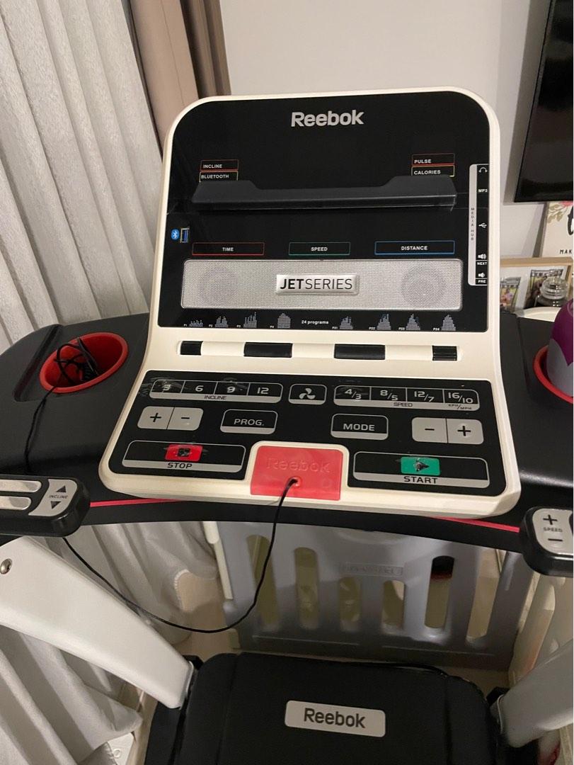Reebok JET 100+ Treadmill, Sports Equipment, Exercise & Fitness, Cardio ...