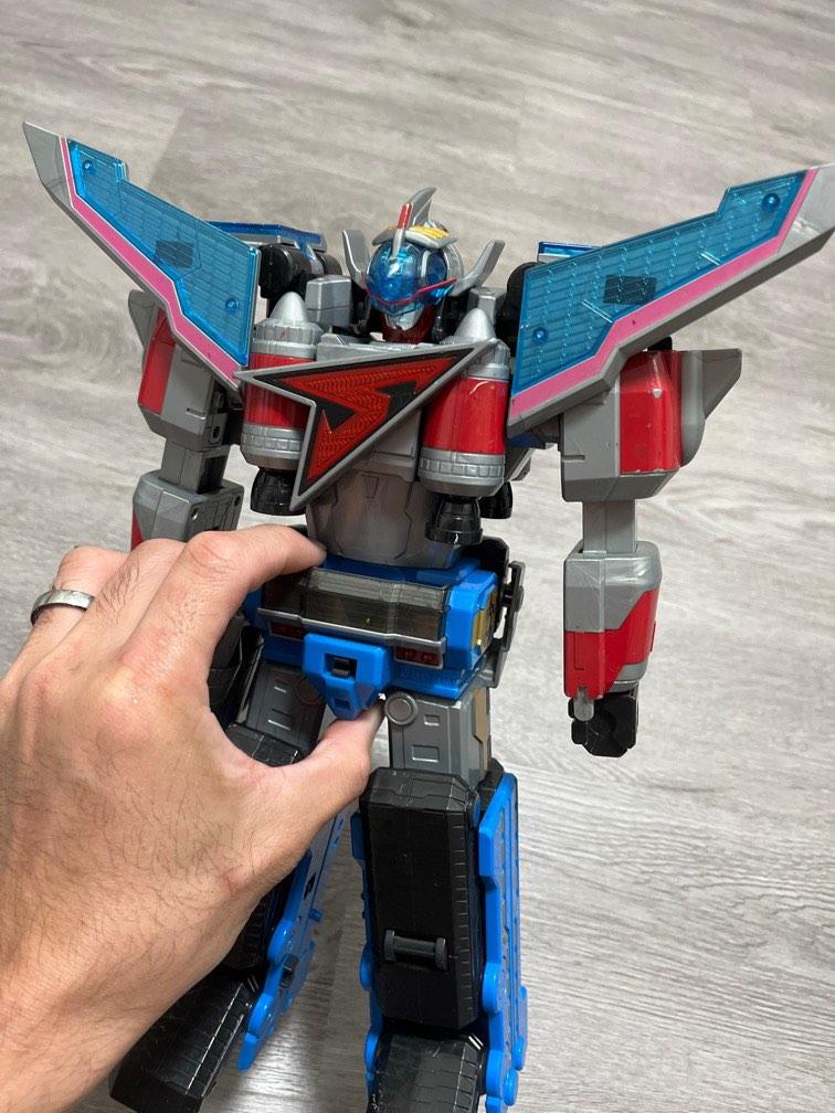 Robot toy (Not transformer)Solar saver , Hobbies & Toys, Toys & Games ...