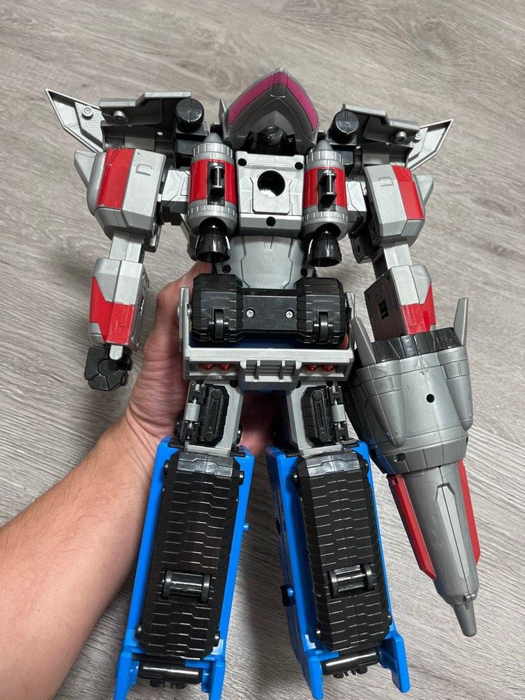 Robot toy (Not transformer)Solar saver , Hobbies & Toys, Toys & Games ...