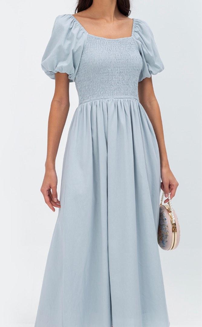 ROSALINE SWEETHEART SMOCKED MAXI DRESS, Women's Fashion, Dresses & Sets ...