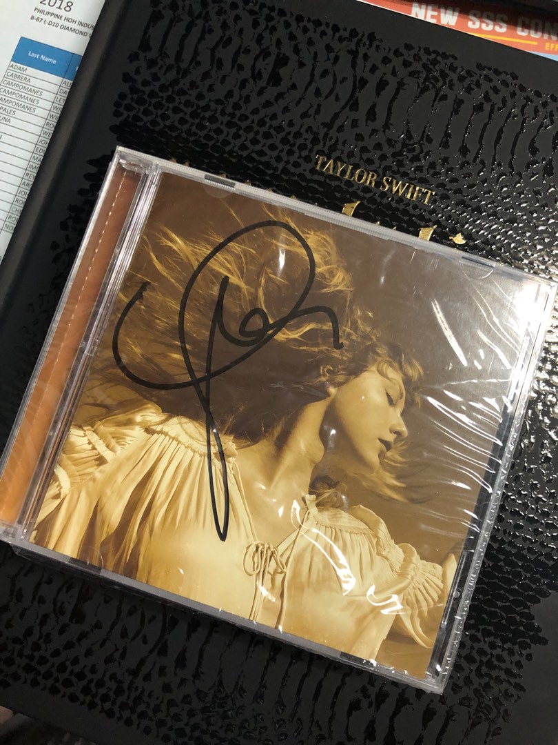 SEALED SIGNED FEARLESS TV Taylor Swift, Hobbies & Toys, Music & Media ...