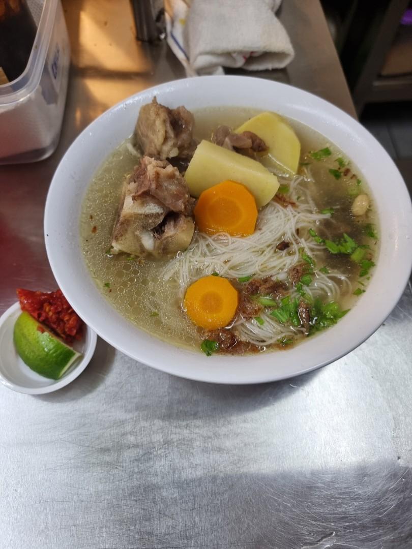 Sup Buntut/ Oxtail Soup, Food & Drinks, Local Eats on Carousell