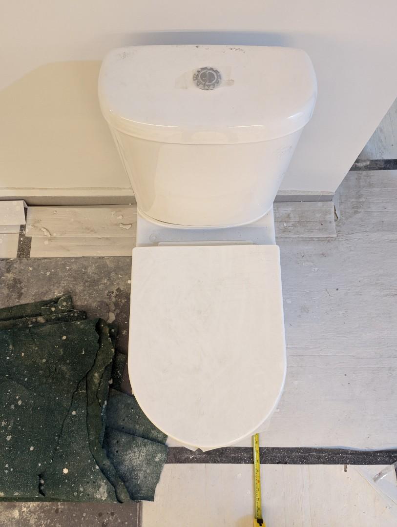 Treo Toilet Bowl WC HDB, Furniture & Home Living, Bathroom & Kitchen ...