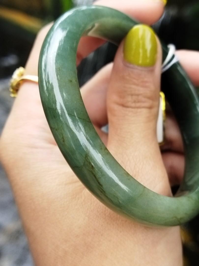 Type A Ombre Forest Green Jadeite Jade bangle size 59.36mm, Women's ...
