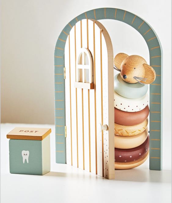 Wooden Box and Magic Door Toy, Hobbies & Toys, Toys & Games on Carousell