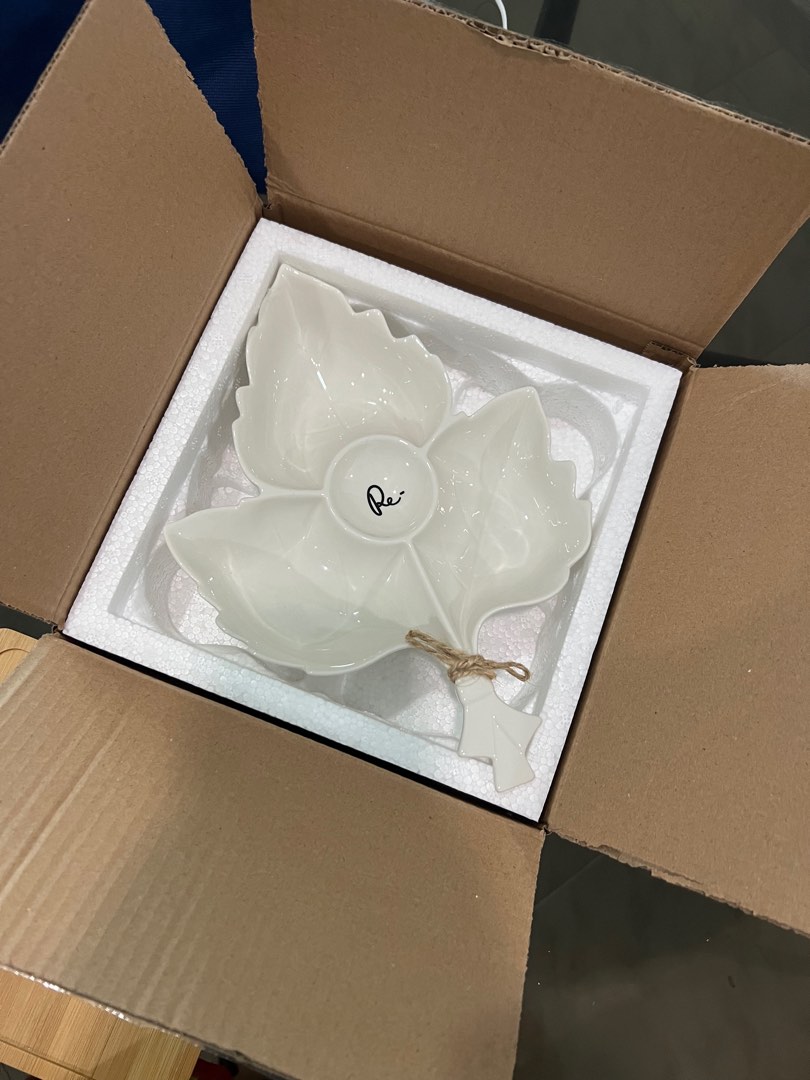 Ceramic snacks tray (Re-Foods), Furniture & Home Living, Kitchenware ...