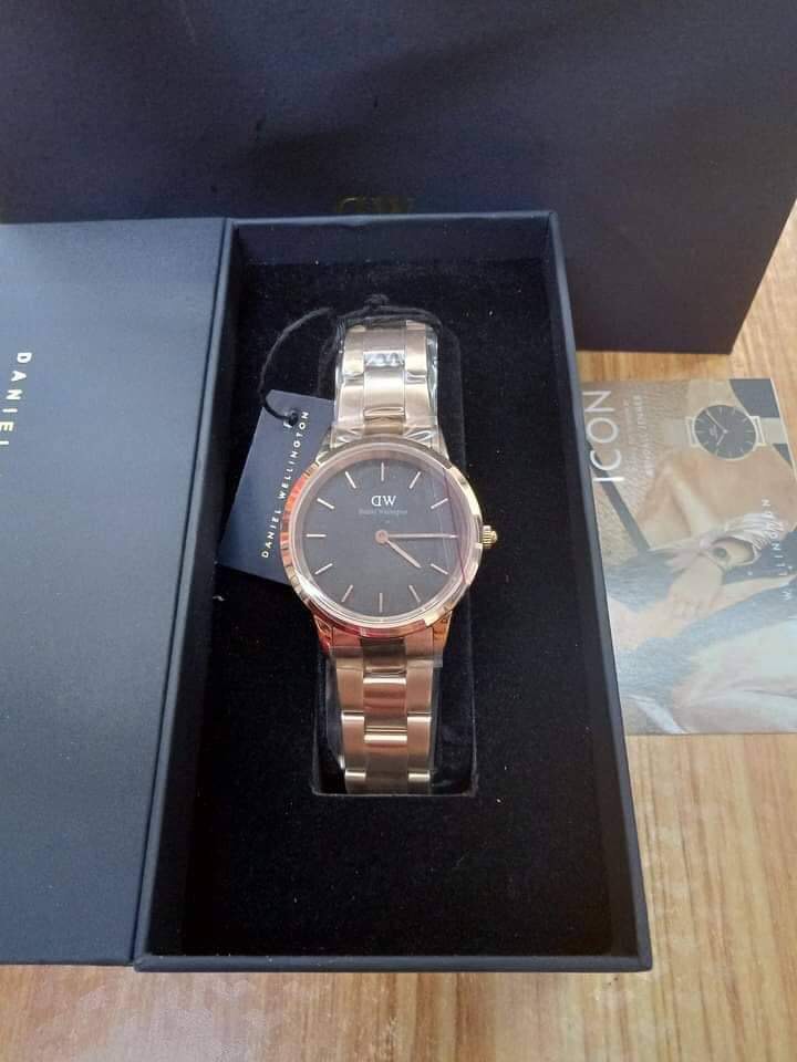 DANIEL WELLINGTON WATCH FOR WOMEN, Men's Fashion, Watches & Accessories ...