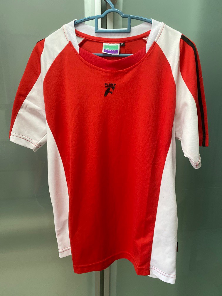 Fleet Top, Women's Fashion, Activewear on Carousell