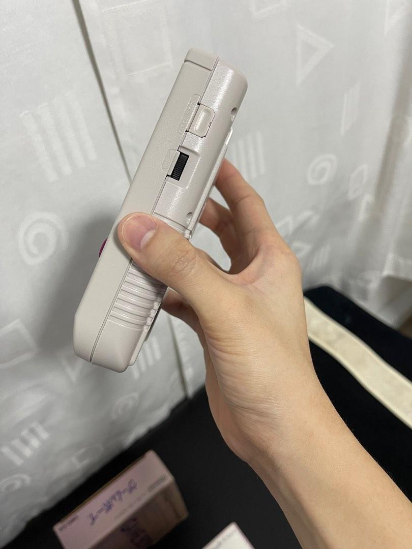 Gameboy DMG-01 with original box, Video Gaming, Video Game Consoles ...