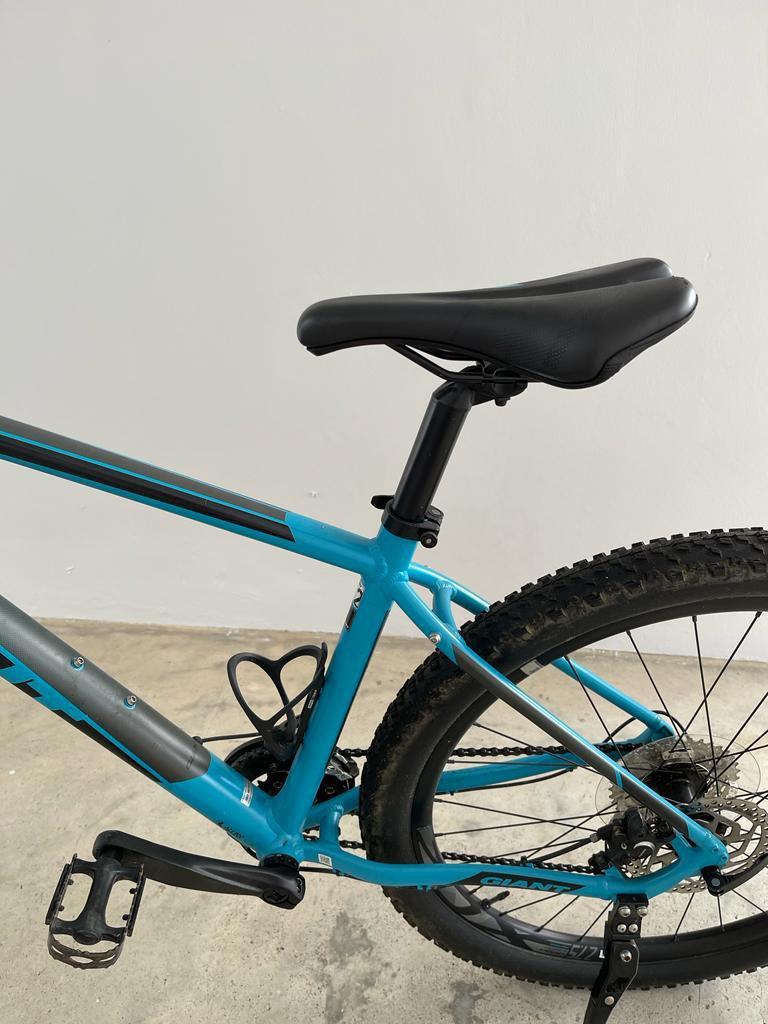 Giant talon 2, Sports Equipment, Bicycles & Parts, Bicycles on Carousell