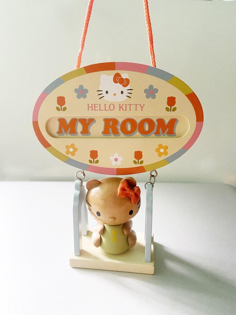 Hello Kitty Wood Messageboard/ Door Signage, Furniture & Home Living ...
