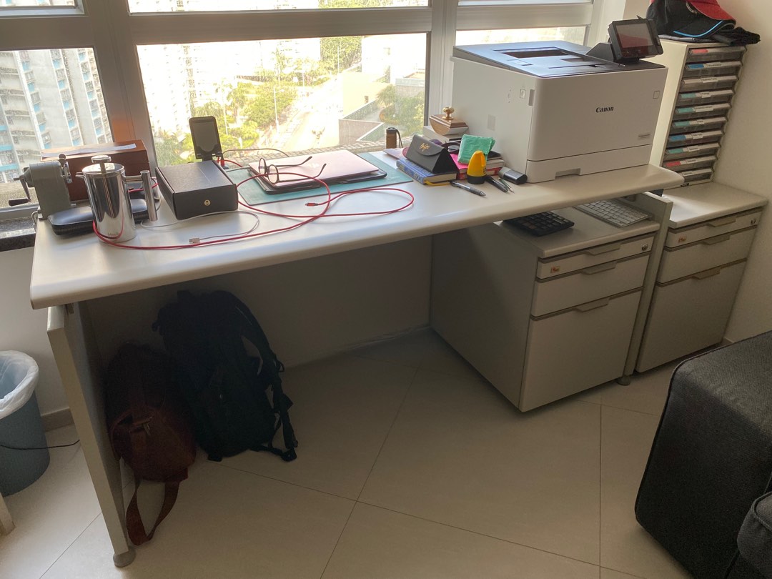 Home Office Desk, 傢俬＆家居, 傢俬, 其他家居傢俬 - Carousell