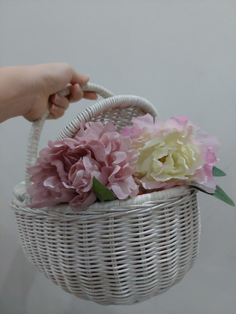 Keranjang Rotan Bunga, Desain & Kerajinan Tangan, Barang & Aksesoris ...