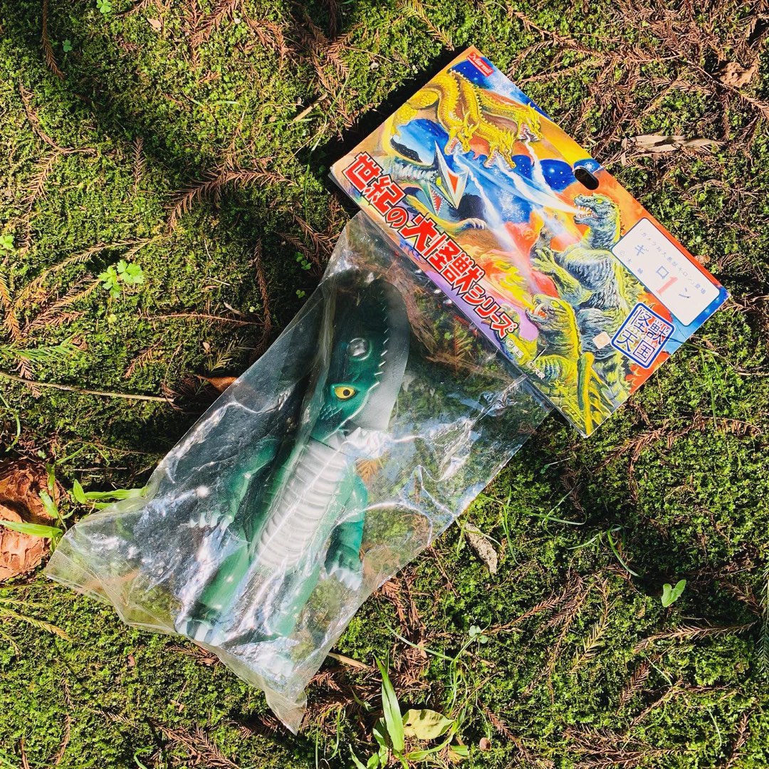 マーミットMARMIT 世紀の大怪獣シリーズ 怪獣天国 大惡獸 基龍 / 刀獸 一期色, 書籍、休閒與玩具, 玩具、公仔、桌遊在旋轉拍賣