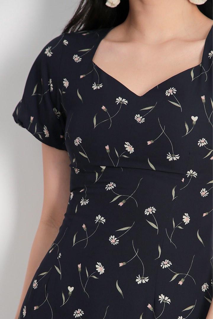 MGP LABEL Noralia Floral Maxi Dress in Navy, Women's Fashion, Dresses ...