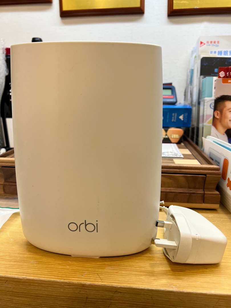 Orbi router RBR50v2, 電腦＆科技, 電腦周邊及配件, 電腦周邊產品 - Carousell