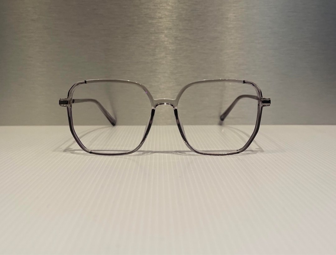 Oversized Translucent grey spectacles, Men's Fashion, Watches ...