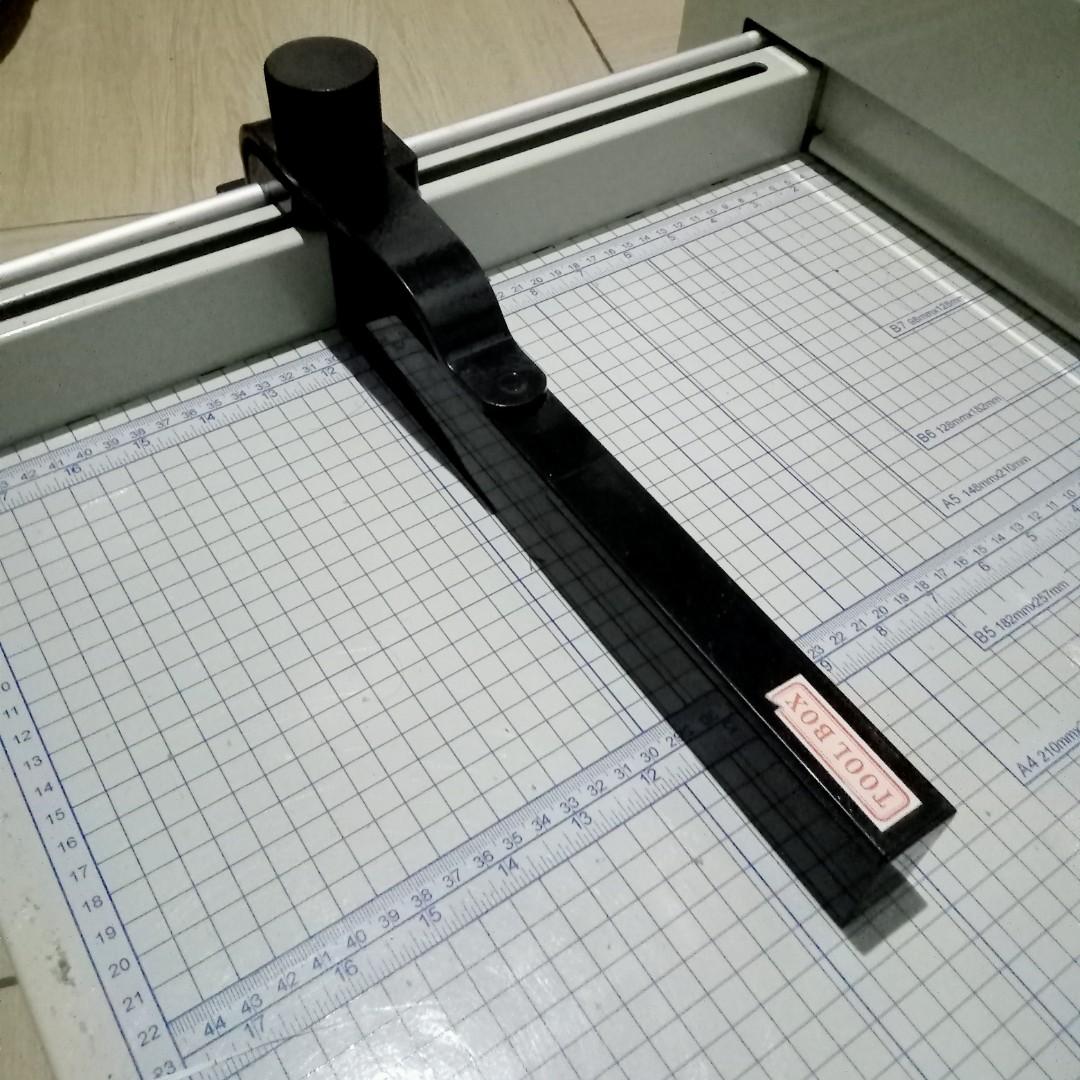 POLARIS A3 Ream Cutter, Hobbies & Toys, Stationary & Craft, Craft ...