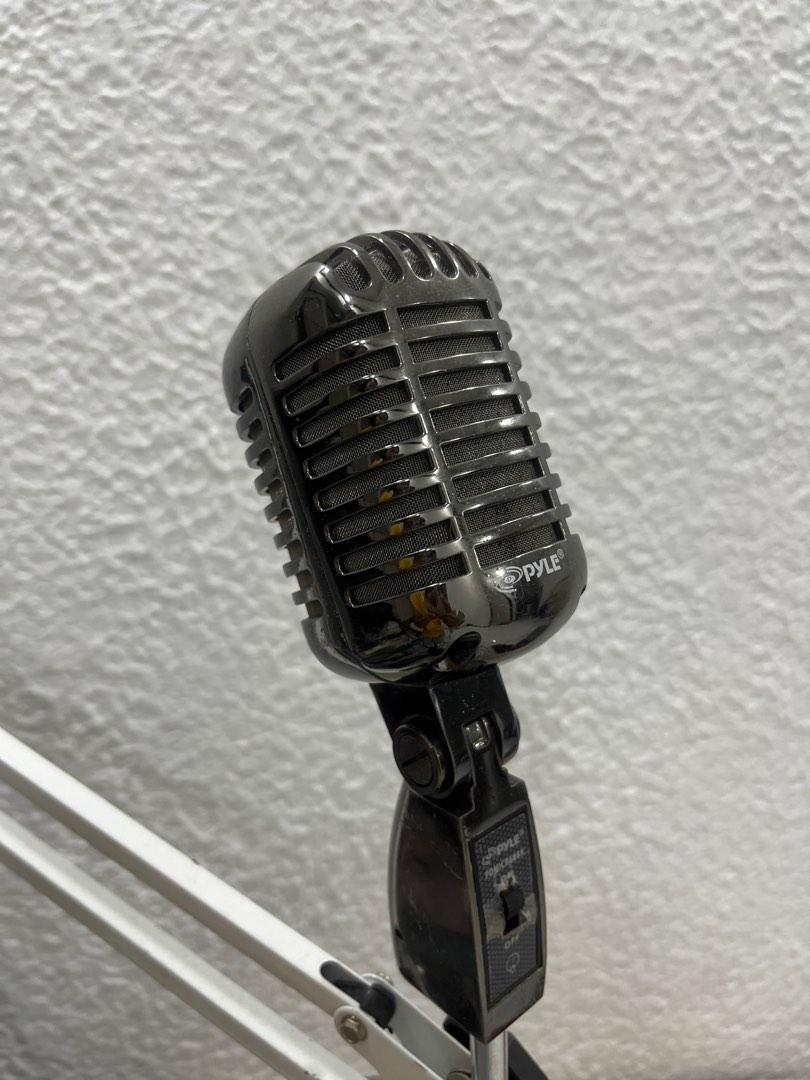 PYLE Classic Retro Dynamic Microphone, Audio, Microphones on Carousell