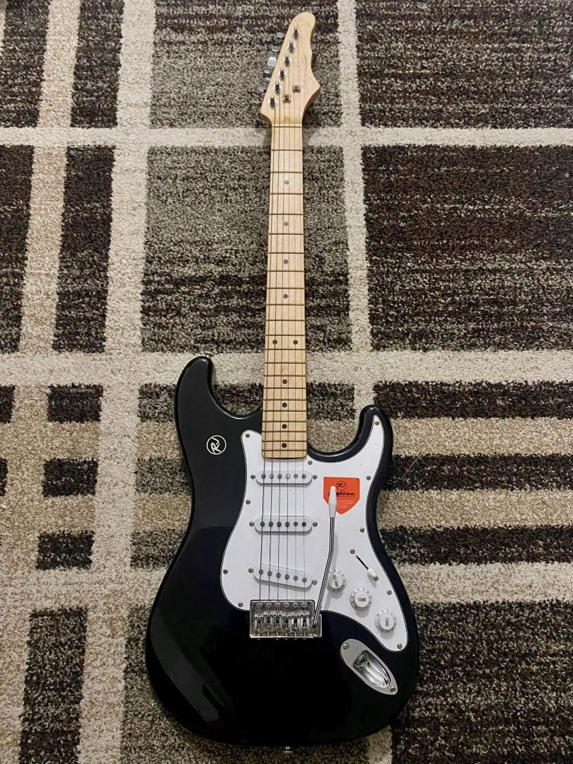 RJ GIGLINE-SKYCASTER (GLOSSY BLACK/WHITE PICKGUARD), Hobbies & Toys ...